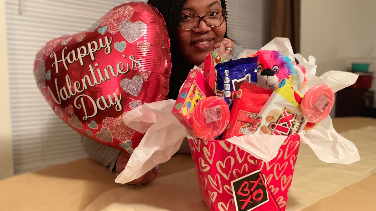 Dollar Tree DIY: $10 Dollar Candy Box - YouTube