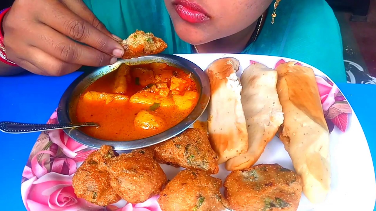 Big Spicy Breakfast Eating | Mukbang | Best Indian Food - YouTube