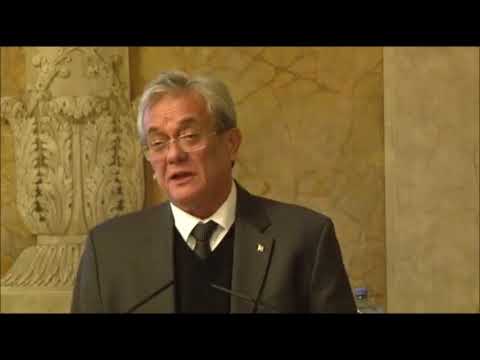 Tony de Brum | Speech at the McBride Prize Ceremony 2014 - YouTube