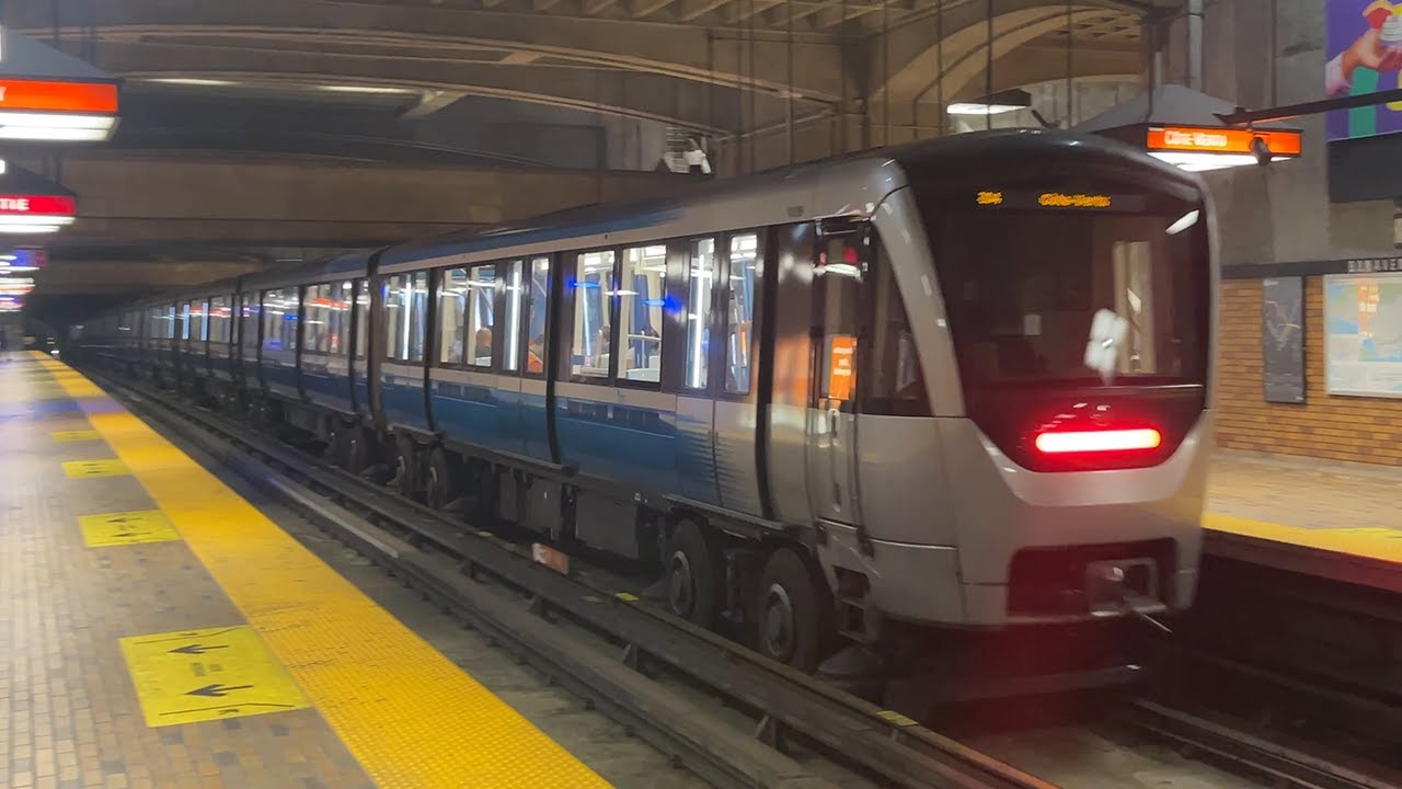 Montreal Orange Line Metro at Bonaventure - Metro | Montreal - YouTube
