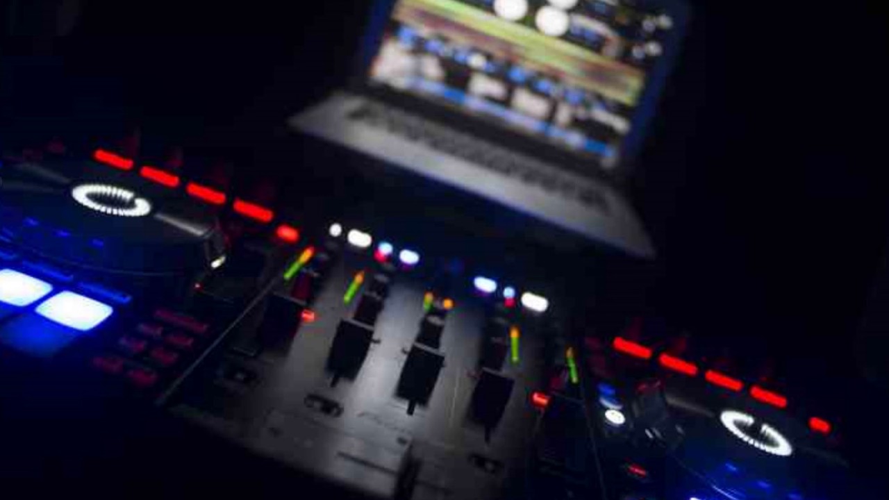 DJ Barney Presents - Give Me Love - YouTube