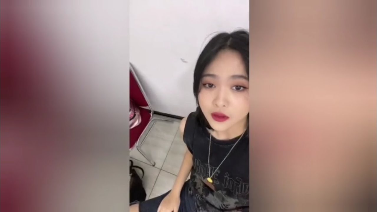 Tiktok Adel JKT48 - YouTube