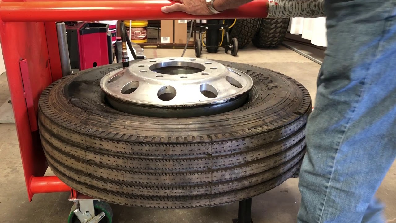 TKO Corner Bead Seater ( true tire wheel lift) - YouTube