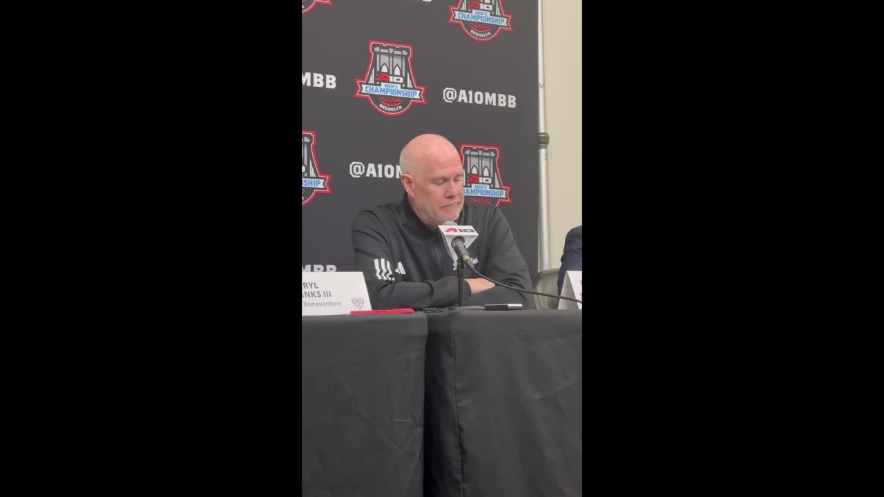 St. Bonaventure coach Mark Schmidt talks about win over Loyola Chicago - YouTube
