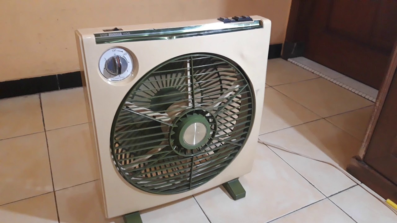 Rare 1980's National 12" Rotator Box Fan - YouTube