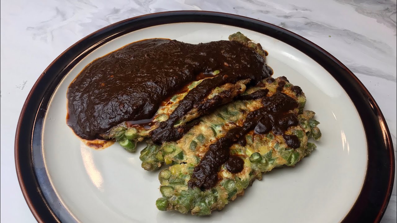 Como Hacer Tortitas de Ejotes Con chile Pasilla /Tortitas de ejotes ...