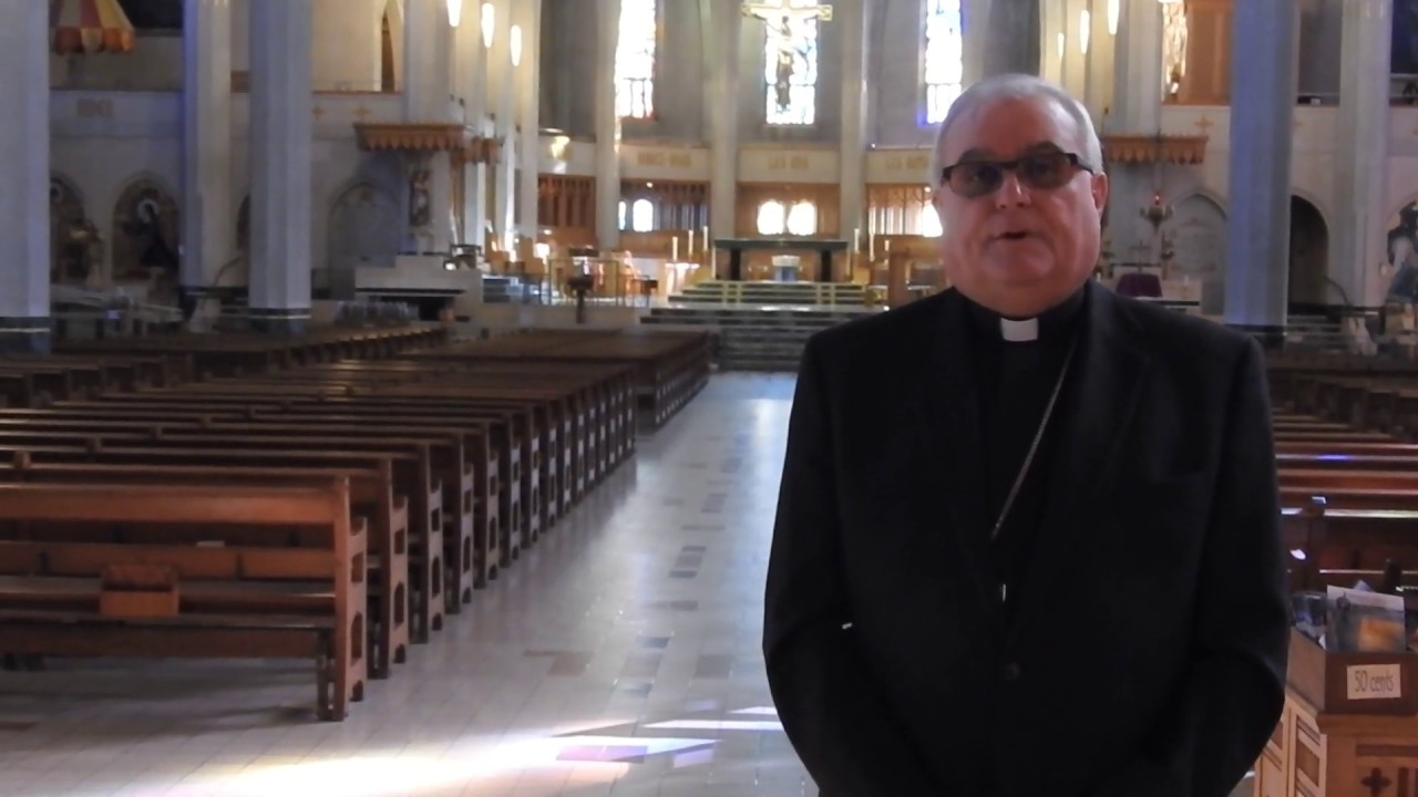Message de Mgr Luc Cyr-Pâques 2020 - YouTube