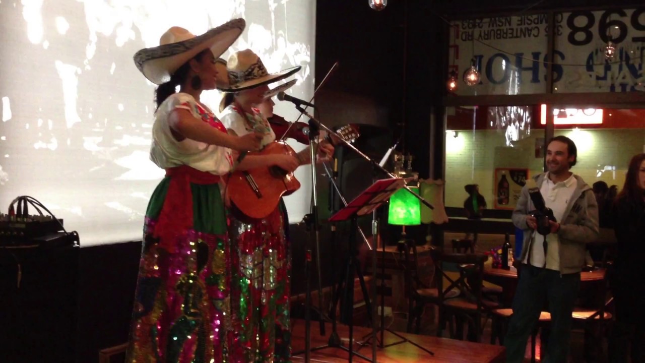 Elena Bello @ La Lupita on May 5th, 2012 - YouTube