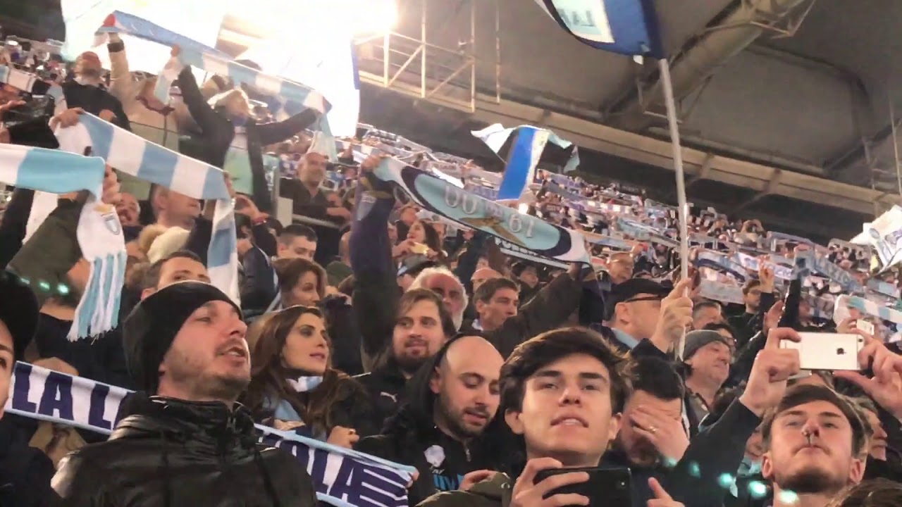 Lazio Fans Singing, 2018 - YouTube