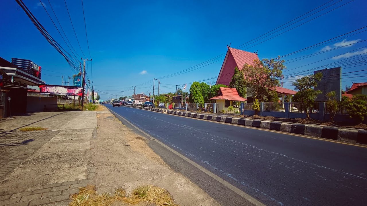 Perjalanan Dari Kota Banjarbaru Menuju Bandara Syamsudin Noor Sampai Di ...