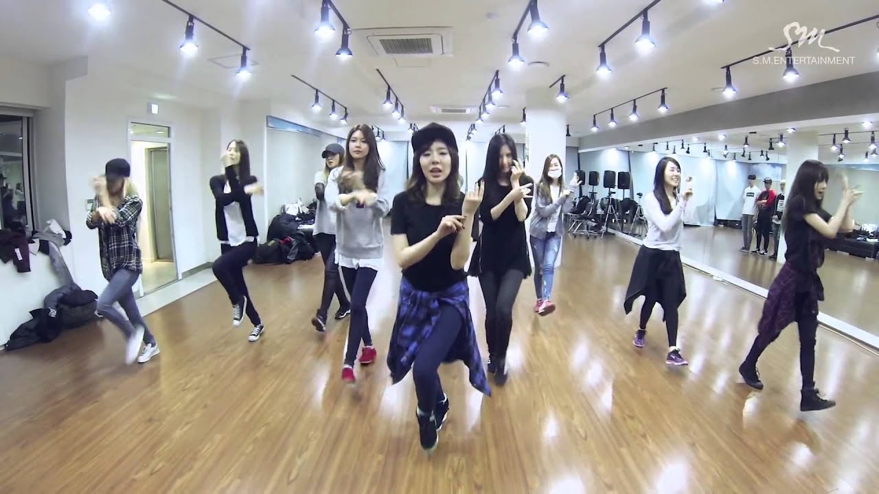 Girls' Generation ( 소녀시대 ) - Mr Mr (Dance Practice ver) - YouTube