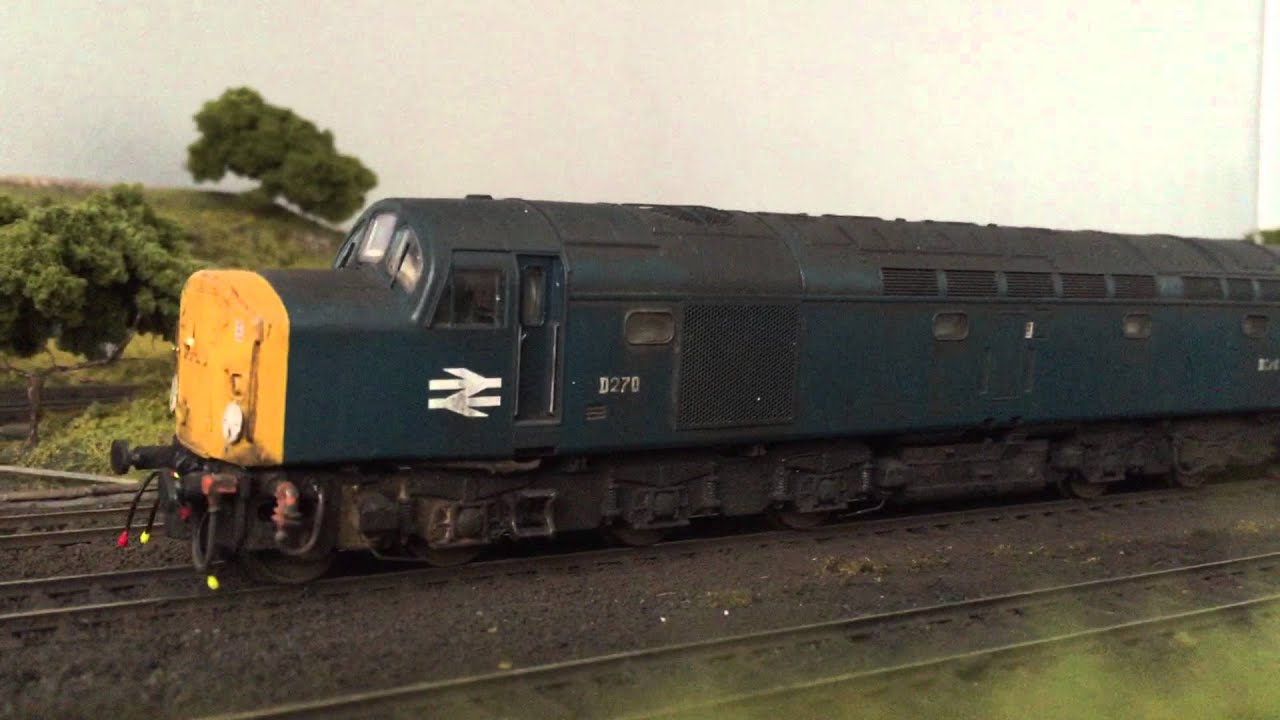 Bachmann Class 40 with Legomanbiffo sound. - YouTube