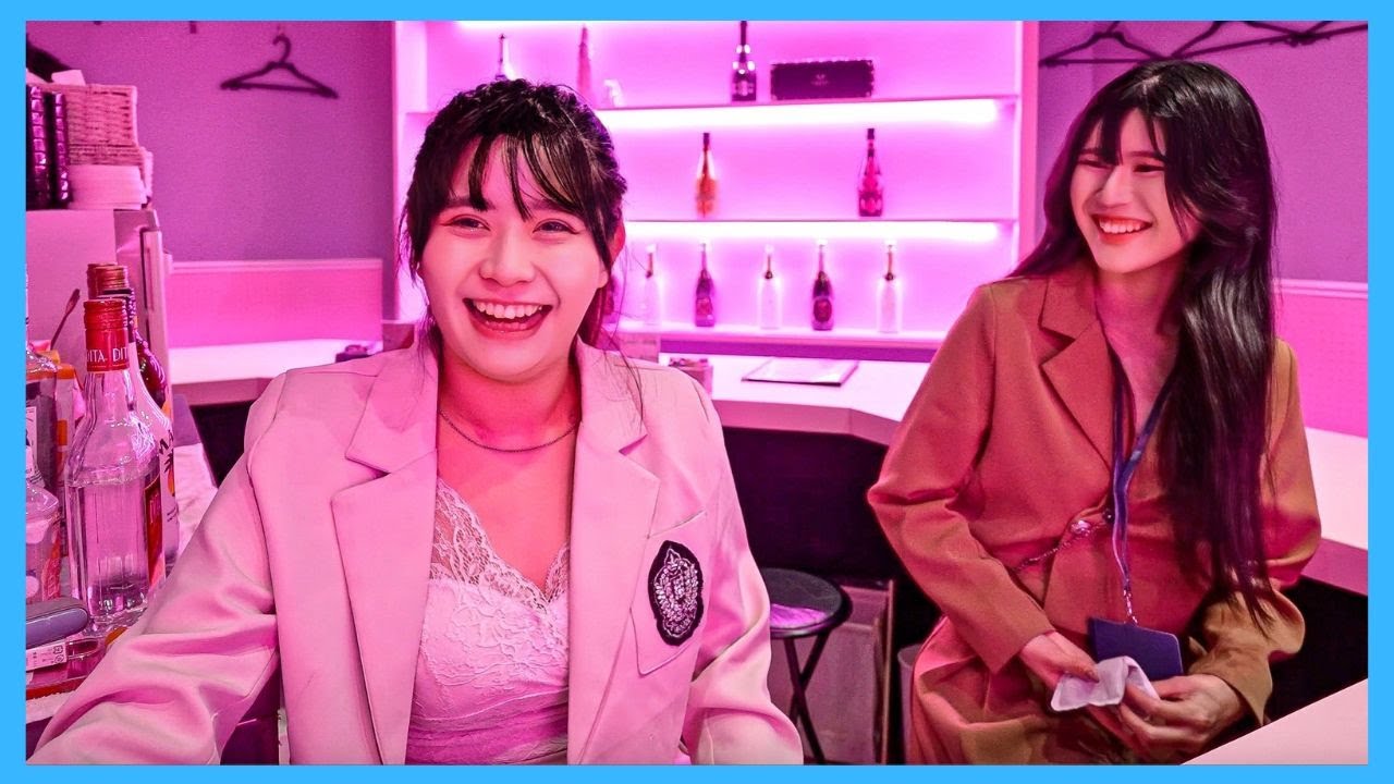 Tokyo’s Wild Midnight Nightlife & Girls’ Bar Adventures - YouTube