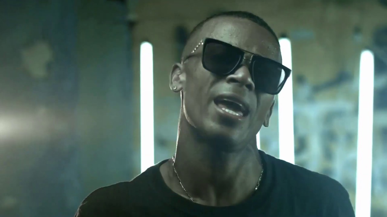 Tompi Feat Sandra Tu Jurabas Video Oficial Full HD - YouTube