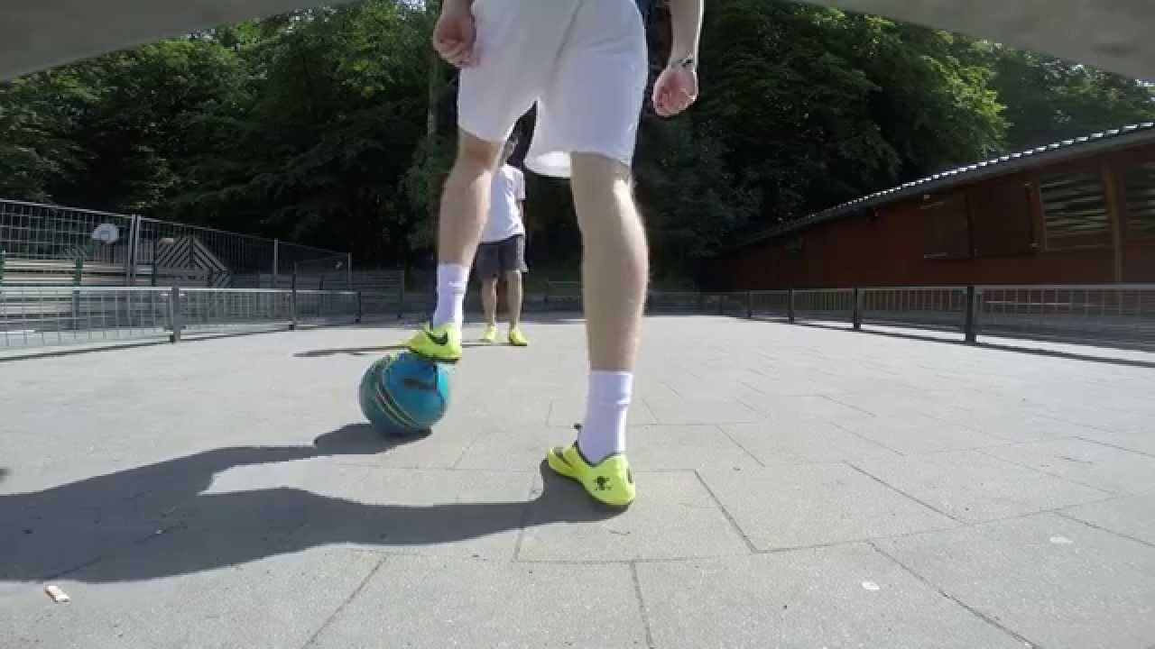 GoPro: Freestyle Football 1vs1 - YouTube
