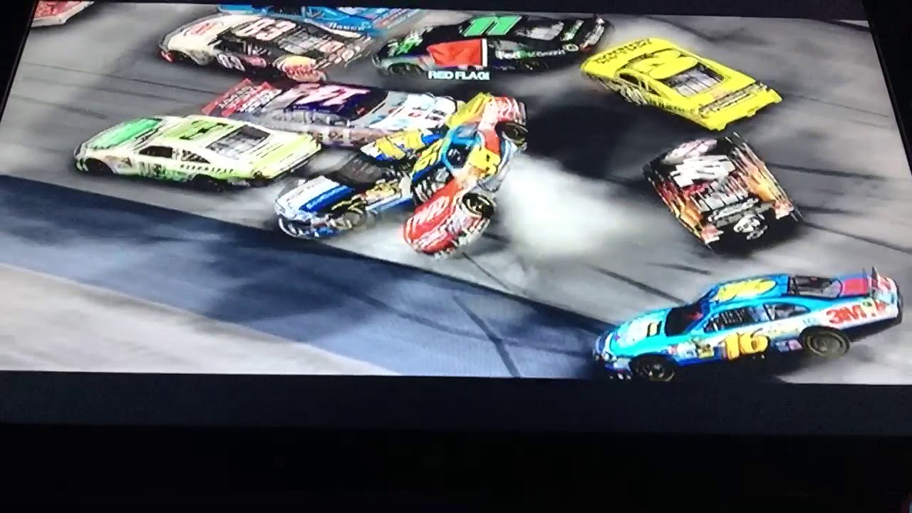 NASCAR INSIDE LINE DASHCAM - YouTube