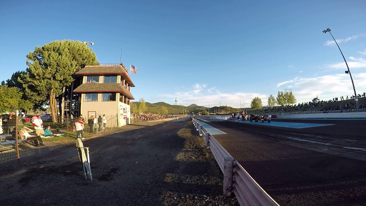 Street outlaws @champion race way medford oregon - YouTube