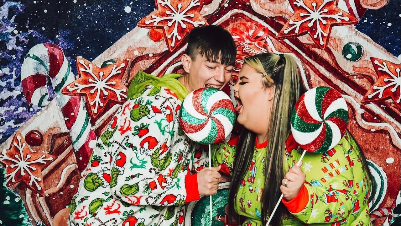 VLOGMAS|| Christmas Pictures 📸 - YouTube