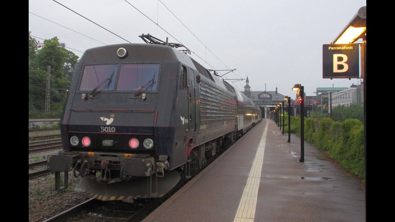 Denmark: DSB 'EA' class electric loco departs from Osterport station on ...