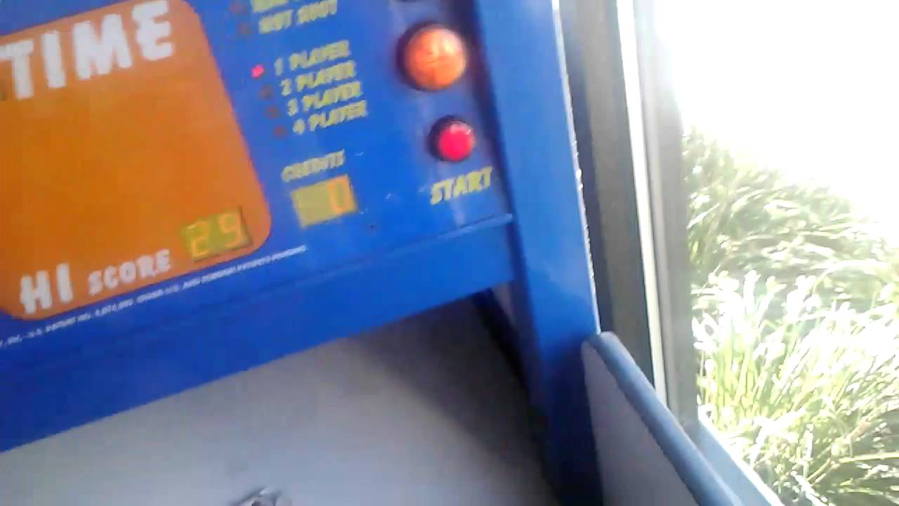Playing Fever Basketball At No Limit Arcade 7/23 - YouTube