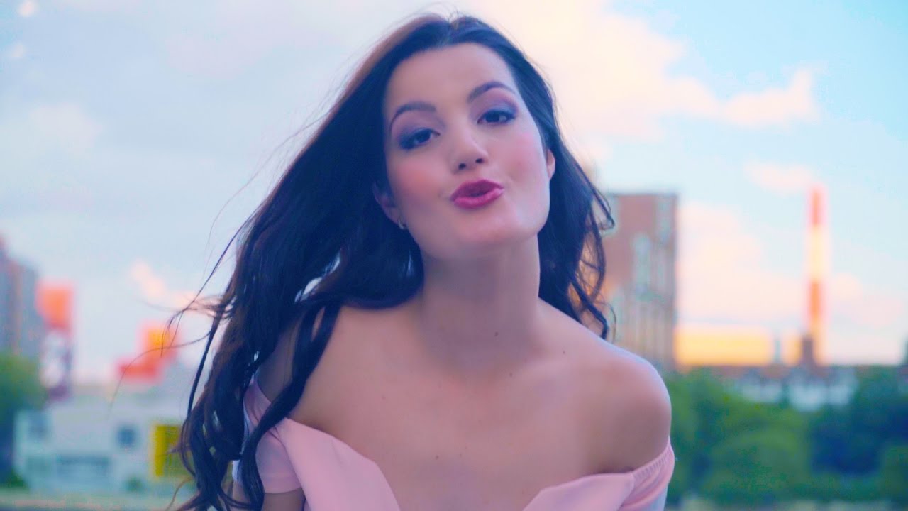 One Kiss- Krsna Solo Ft. Elida Loci - YouTube