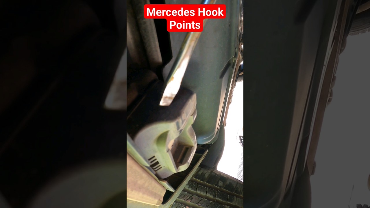 Mercedes 4Matic broke down Hidden Hook Points For Towing Winching Fail ...
