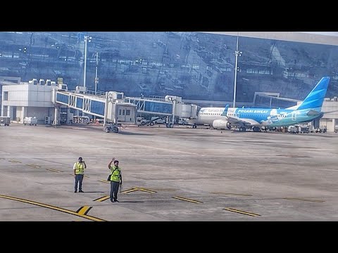 PAGI MENUJU PADANG | Flight GA-148 Jakarta - Padang #garudaindonesia # ...