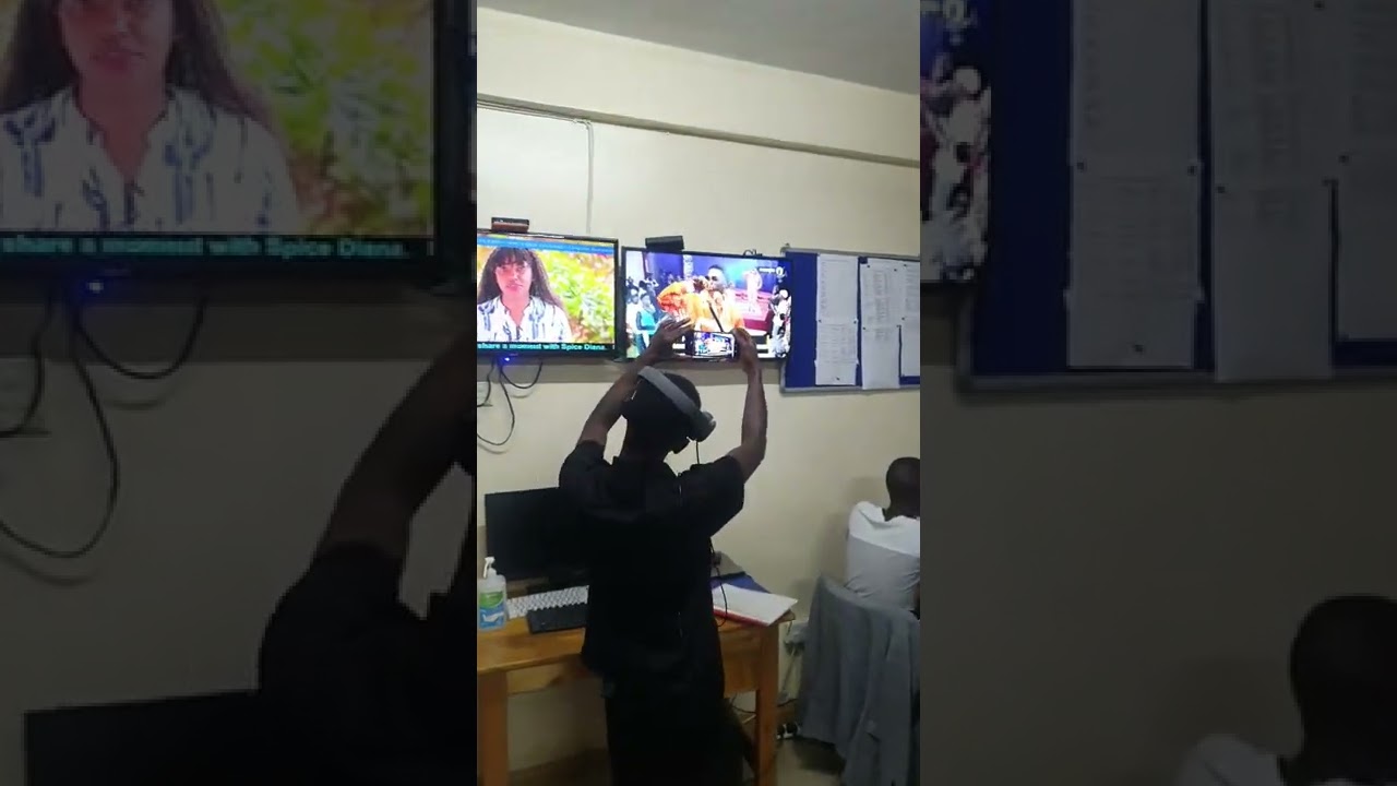 Jsan Bouy on Horizon Vibes #bodyguard #desire - YouTube