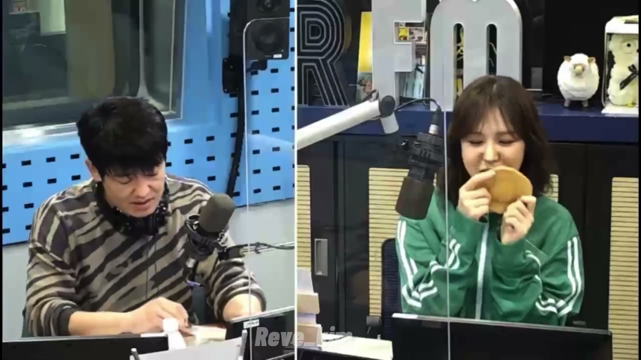 [Full] 211008 Red Velvet Wendy playing Dalgona Candy with Squid Game ...