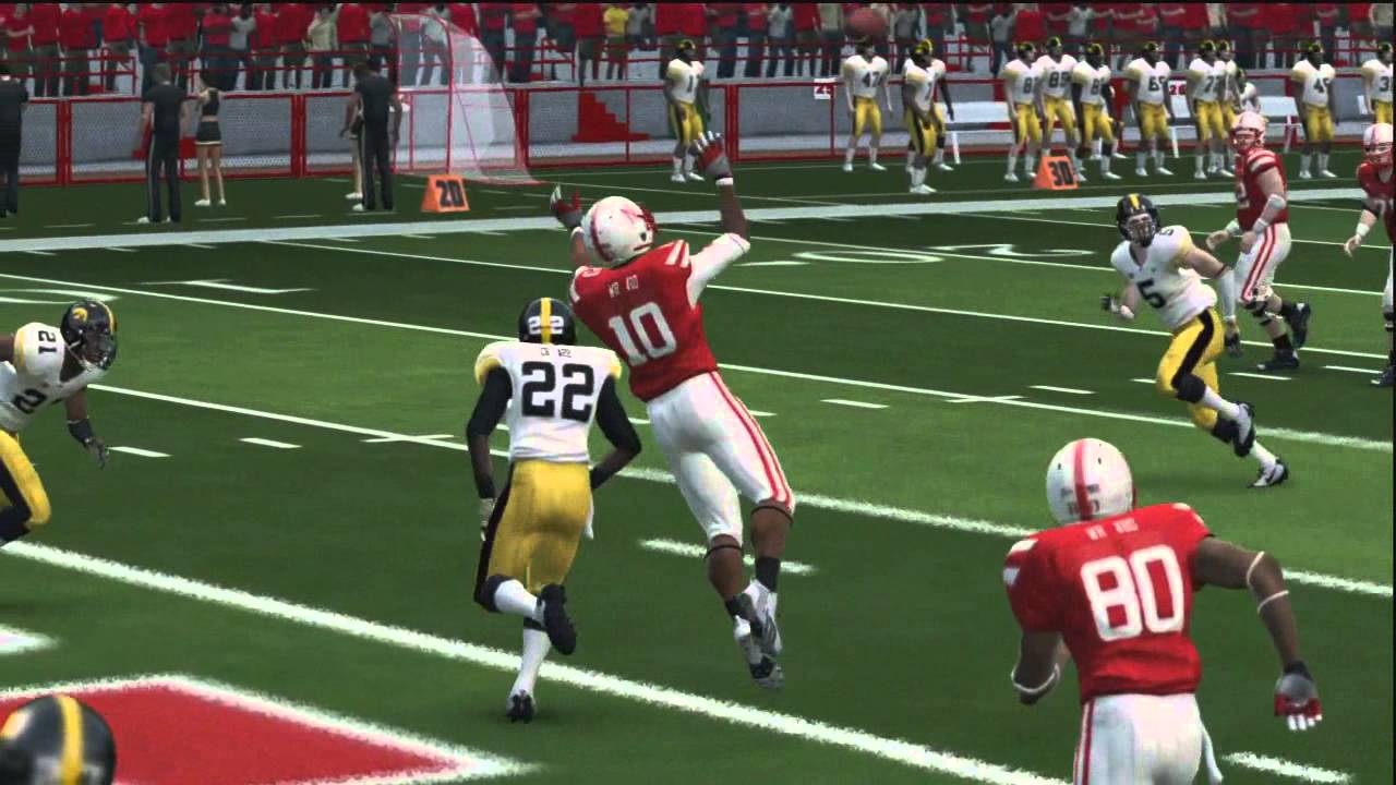 Epic Catch in NCAA Football 14 - YouTube