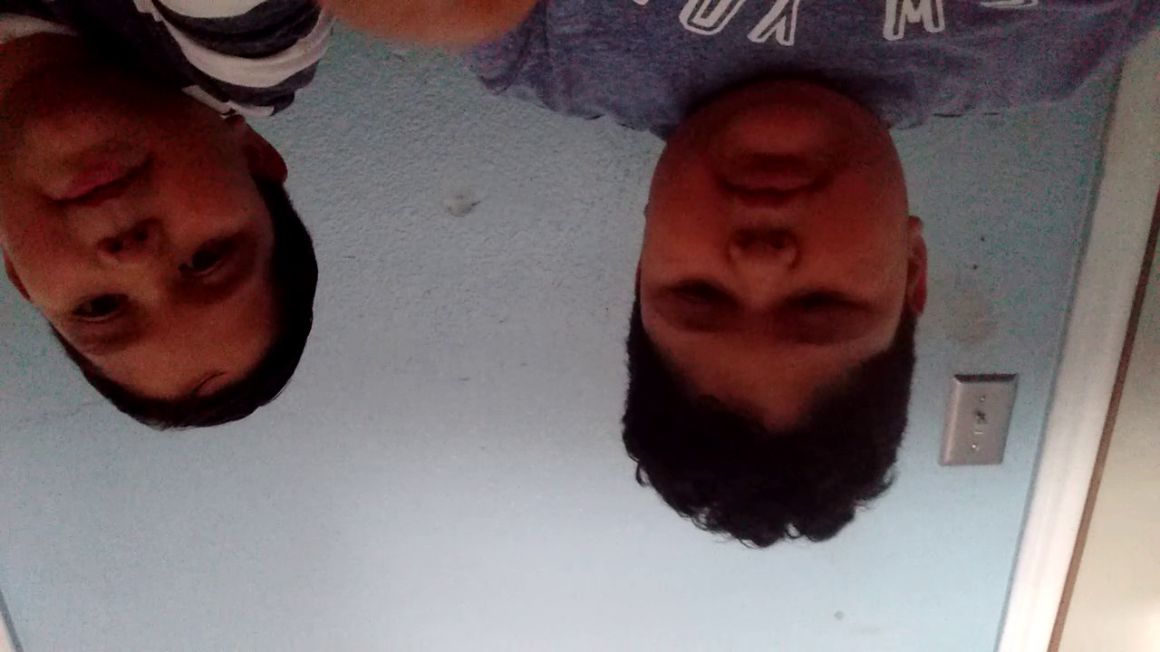 The Cheetos crunchy challenge with Valentina and tapatio - YouTube