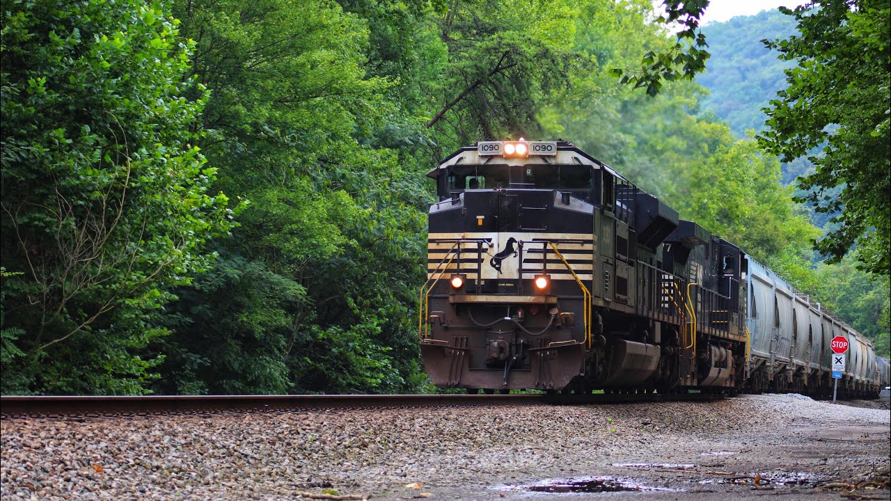 Norfolk Southern 168 entering Nemo Tunnel - YouTube