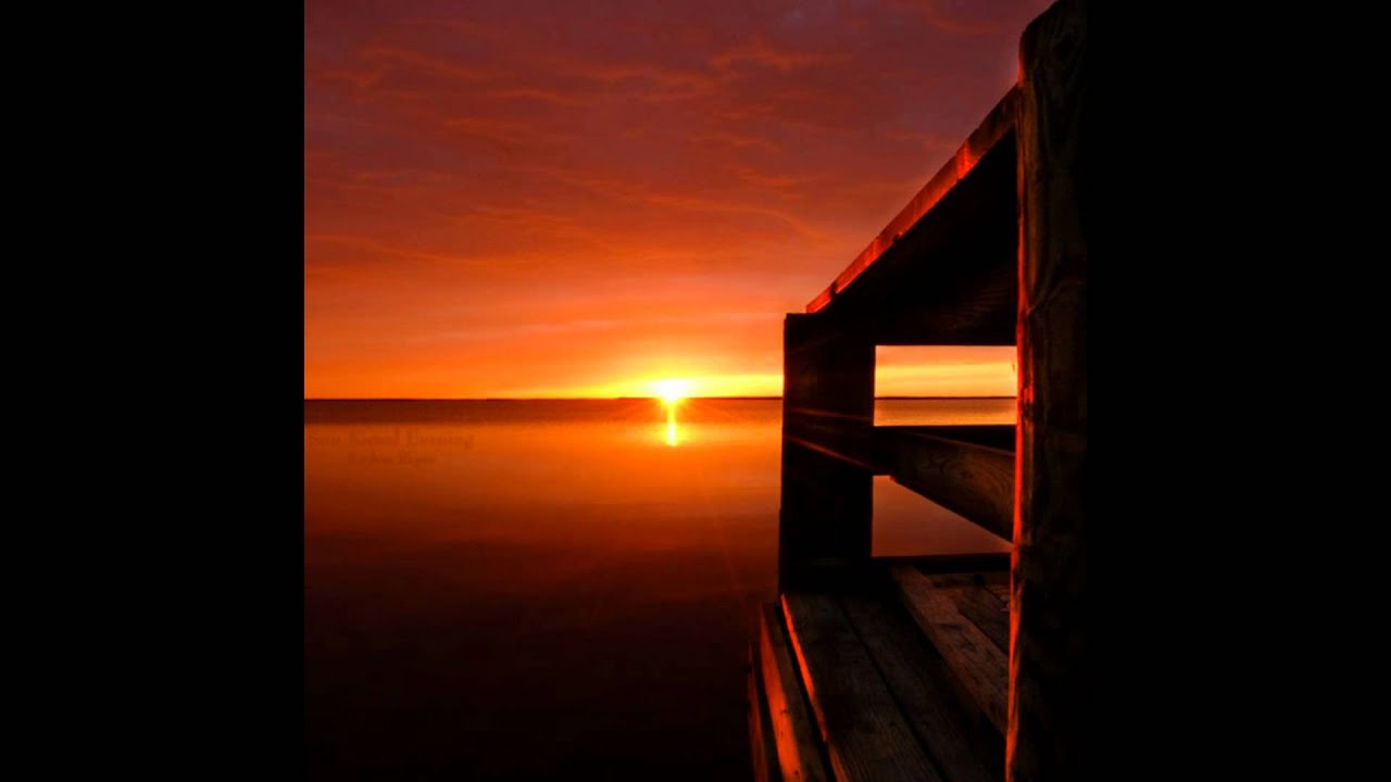 Avermax - Around The Sun (Oldfix remix) - YouTube