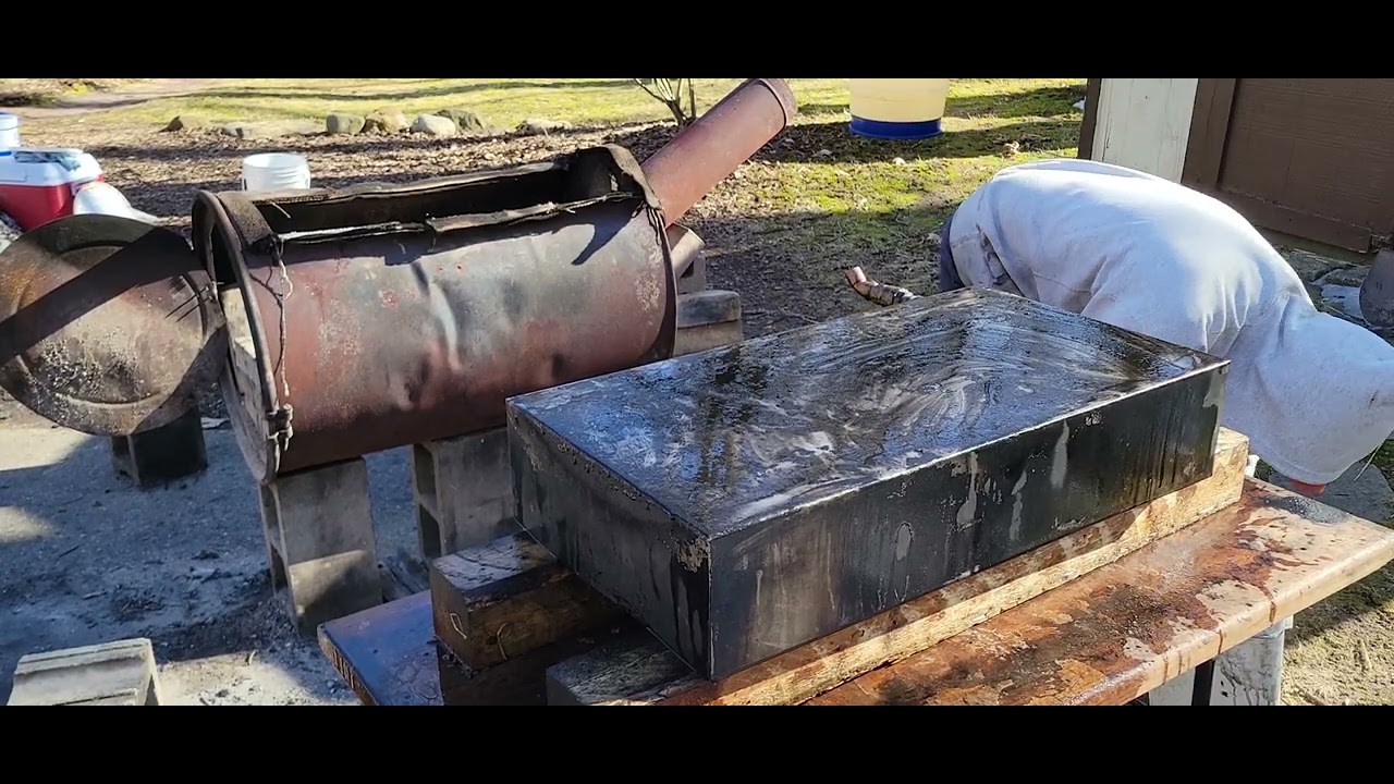 How I Clean the Outside of the Maple Syrup Boiling Pan - YouTube