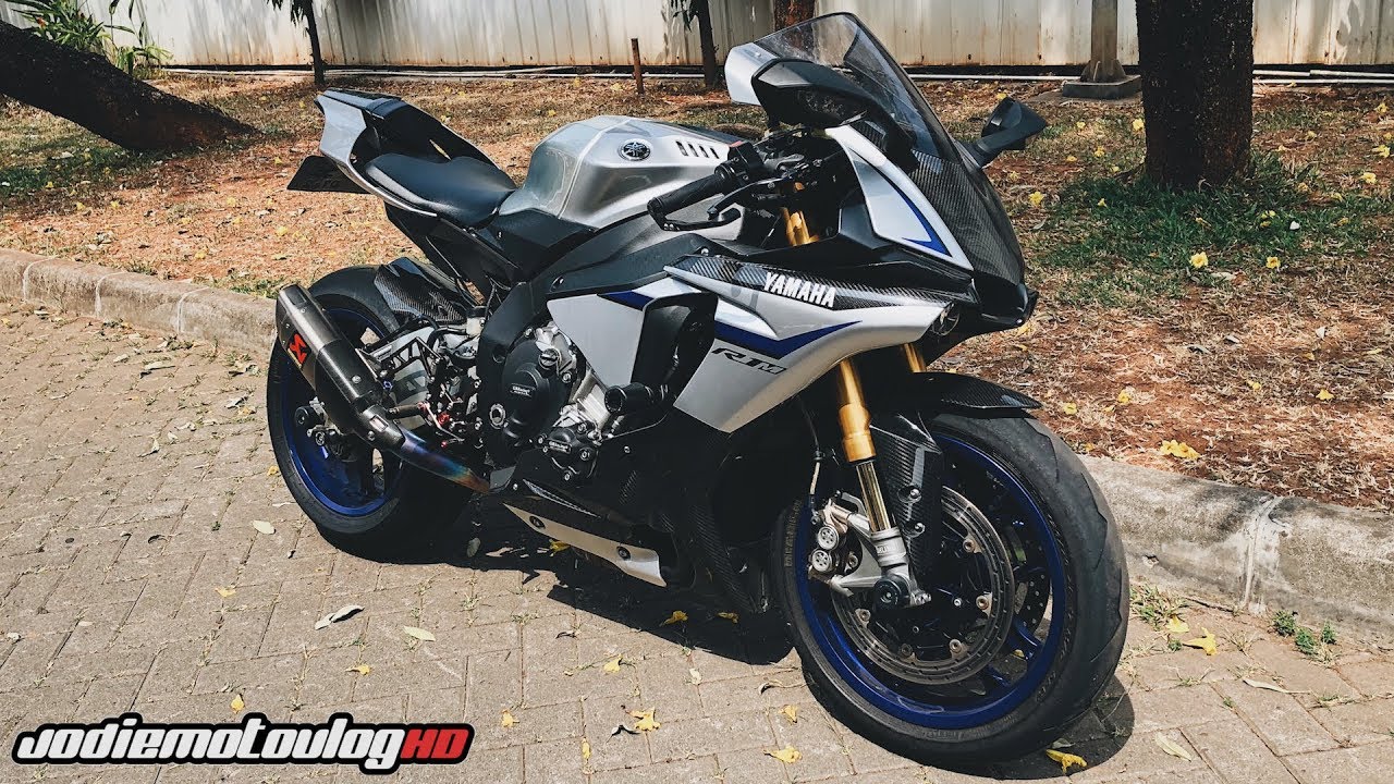 TESTRIDE YAMAHA R1M 2015 INDONESIA - YouTube
