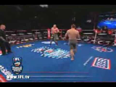 Brent Beauparlant vs. Benji Radach - IFL - YouTube