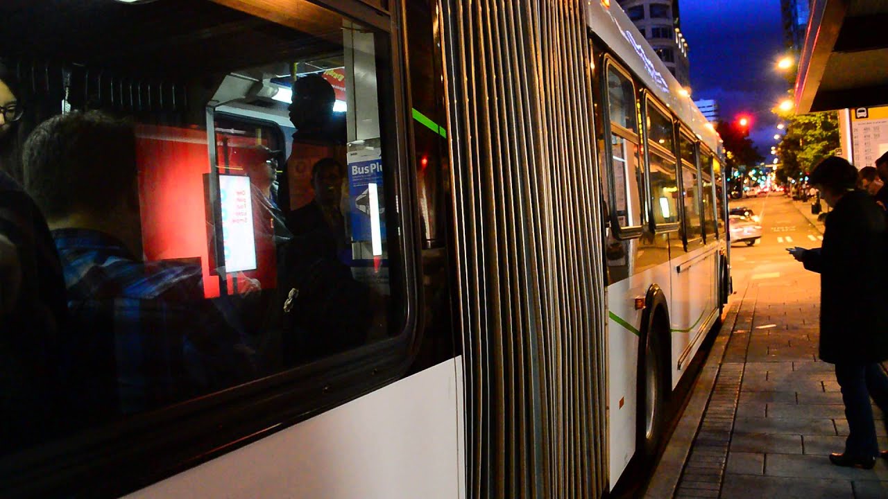 Community Transit 2003 New Flyer D60LF 23827 On Sound Transit Route 512 ...