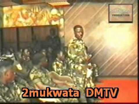 MOBUTU FACE A L'ARMEE ZAIROISE - YouTube