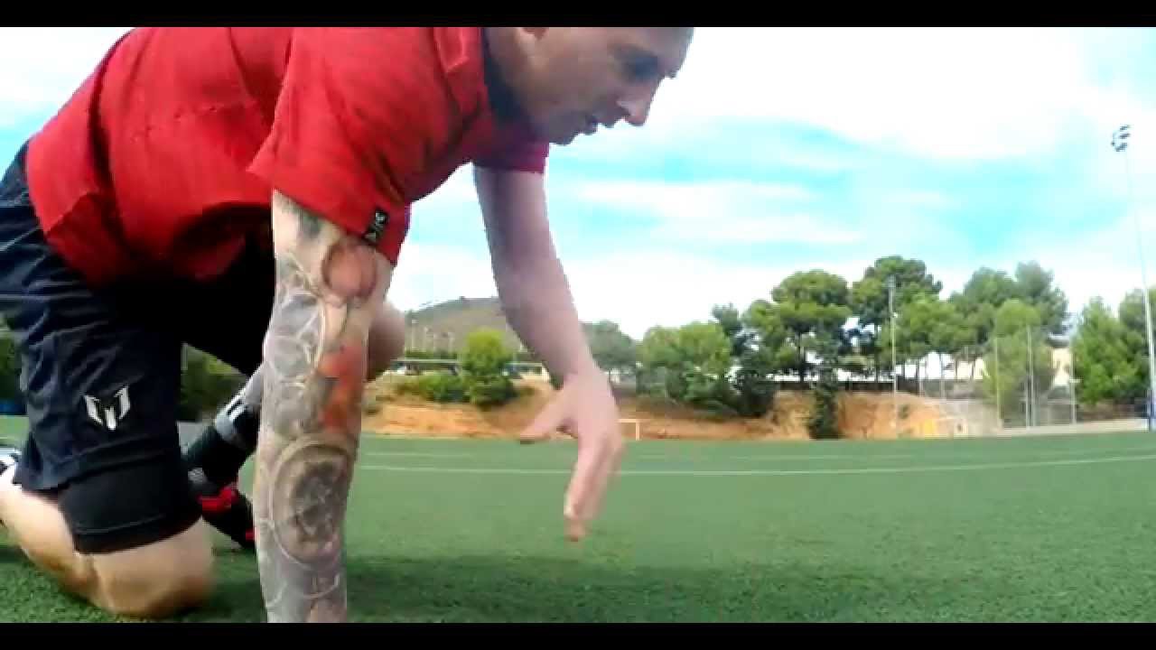 lionel messi amazing trick hitting the camera - YouTube