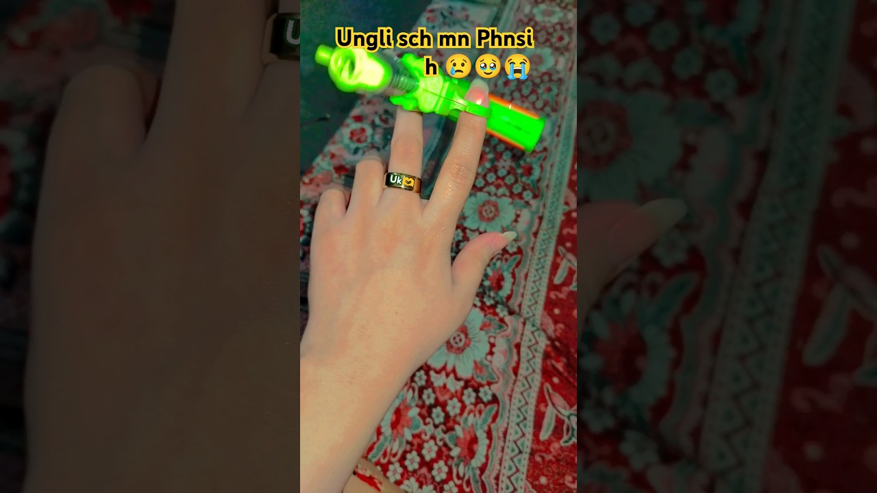 Gun MN Ungli phns Gai😭😭😭 #viralvideoshorts #viralvideo #funny - YouTube