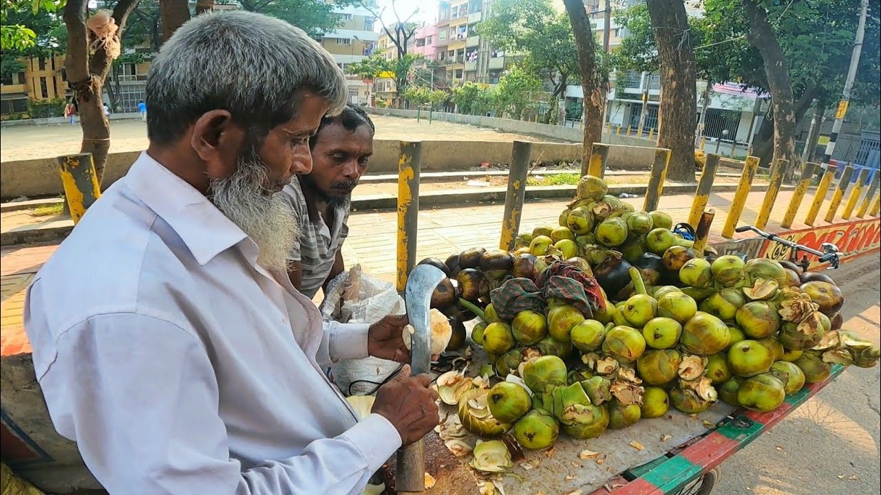 70 Years Old Man Extremely Palm Cutting Skills With Help His Family ...