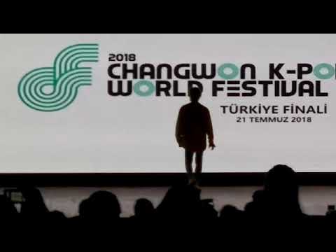 NEWKIDD Turkey concert Hwi dance.  NEWKIDD Türkiye konseri