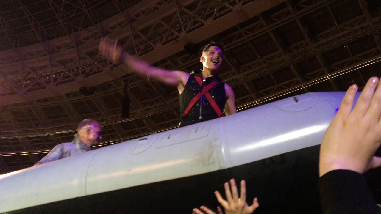 Rammstein Moscow 2019 Boat (групповой заплыв в лодках) - YouTube