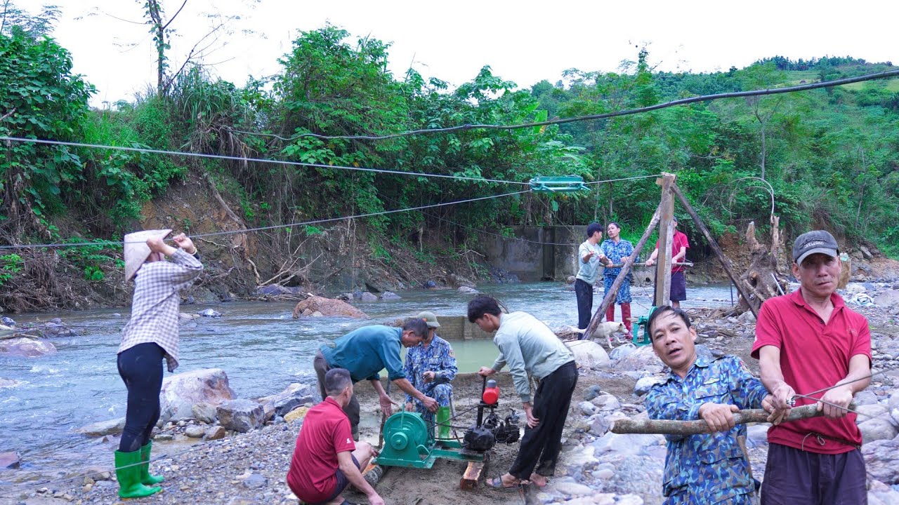 This New Winch Changes EVERYTHING! Building a Stone Farm & Protecting ...