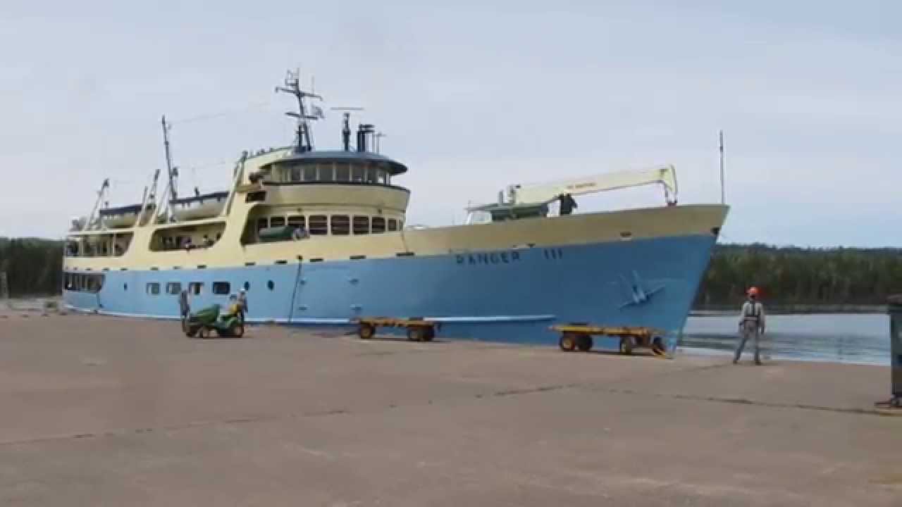 Isle Royale Lake Superior Trip: Ranger III Mott Island arrival - YouTube