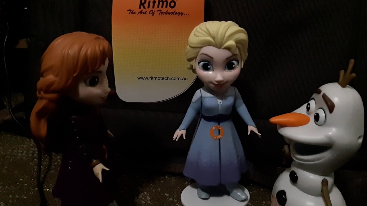 Frozen Adventure Storytelling Figure with Anna, Elsa and Olaf - YouTube