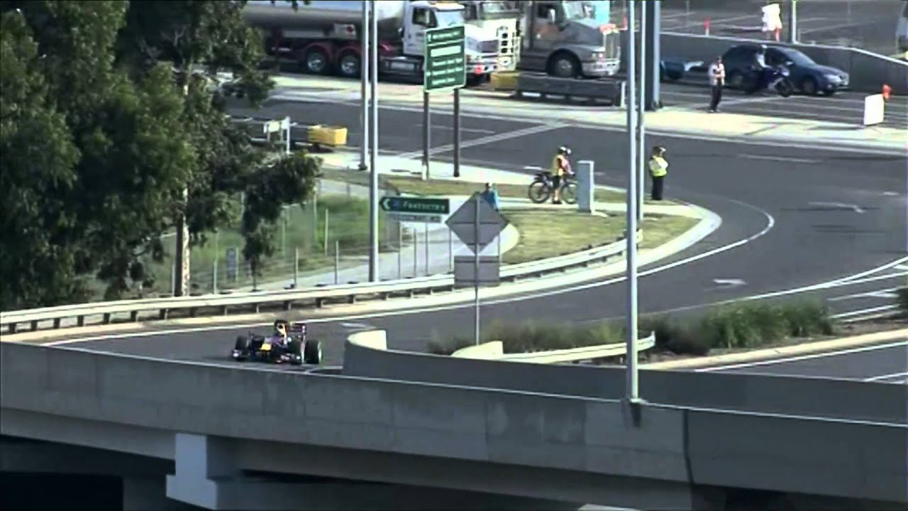 Red Bull Showcar Run Australia 2011 - Bolte Bridge, Docklands ...