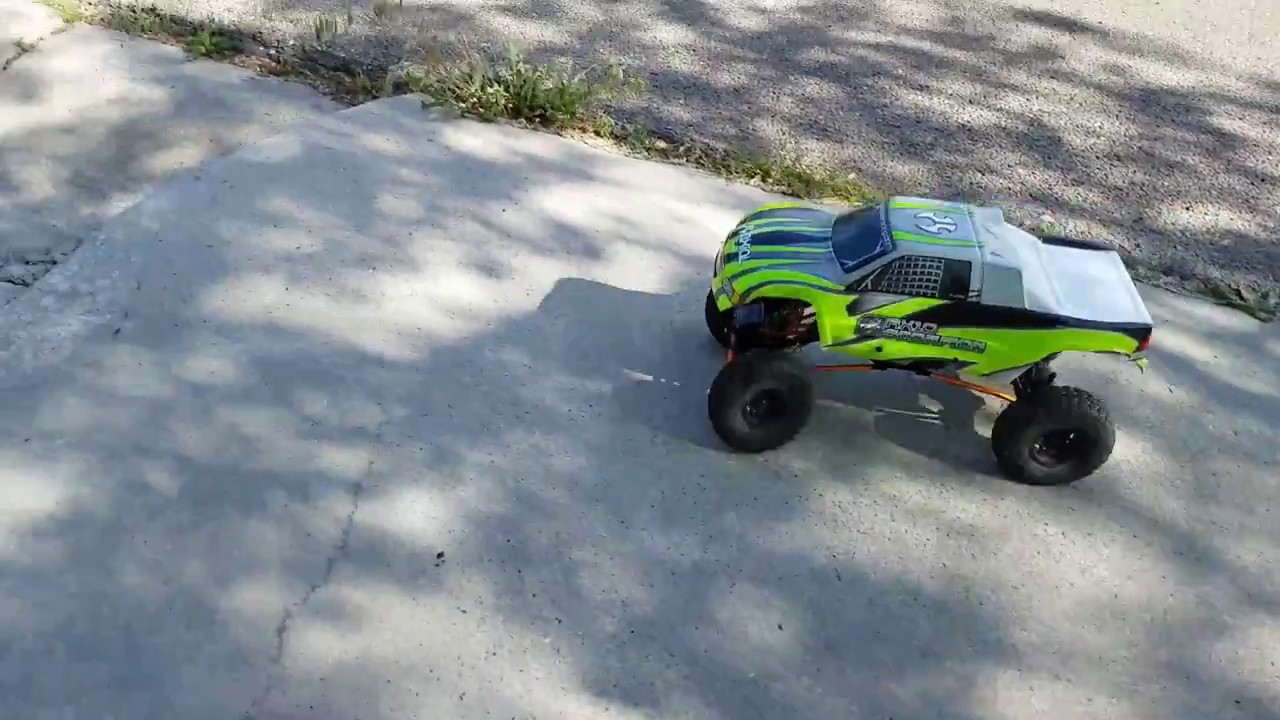 AXIAL AX10 SCORPION POWER!!! GENS 3S 5500 MAH BATTERY - YouTube