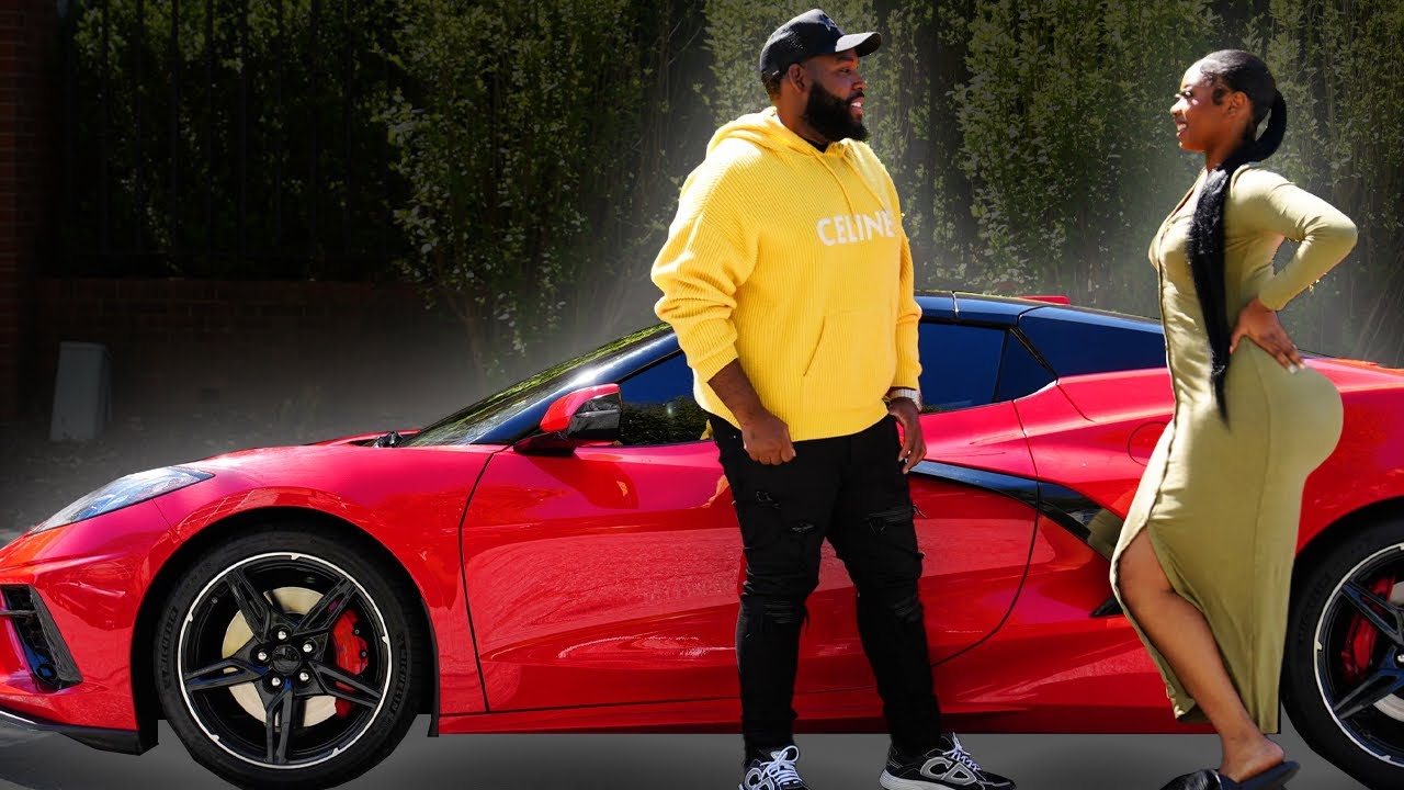 She's NOT a GOLD DIGGER 😍🥰 - I THINK IM IN LOVE!! - YouTube