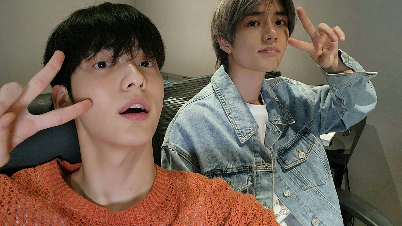 [TXT WEVERSE LIVE] Best Friends {12th Aug, 2022} - YouTube